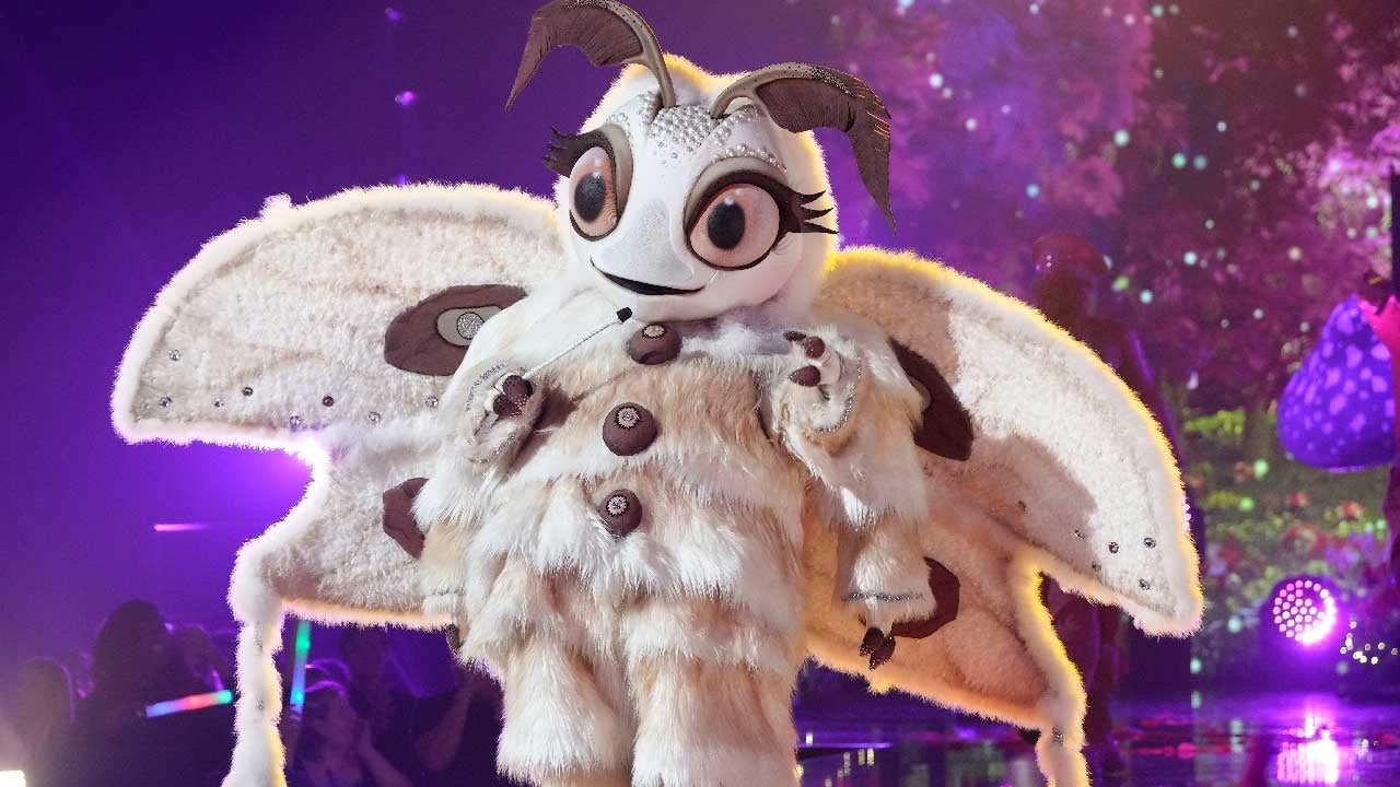 'The Masked Singer': The Poodle Moth Gets Unmasked as Chrissy Metz in ...