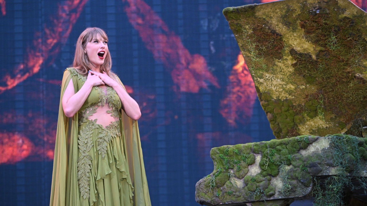 Julia Roberts and Stevie Nicks Join Travis Kelce at Taylor Swift's Eras ...