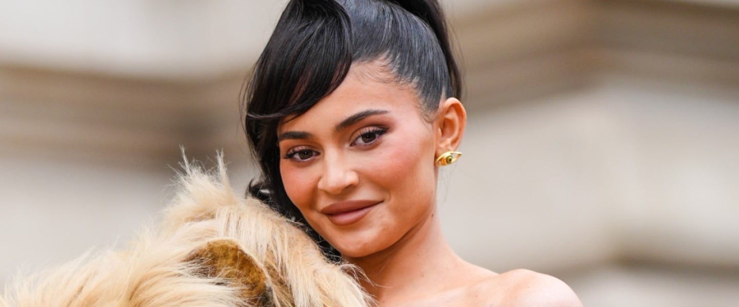 Aire Webster - Exclusive Interviews, Pictures & More | Entertainment ...