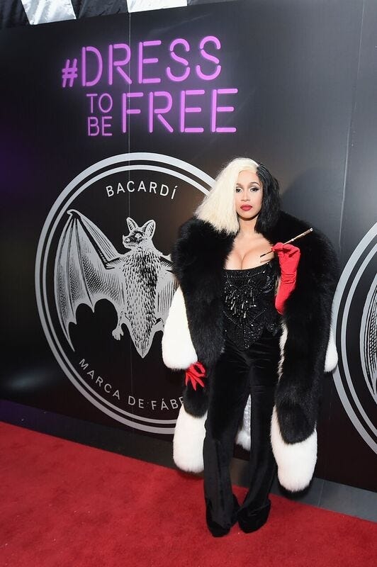 Spooktacular Halloween Costumes of 2017 | Entertainment Tonight