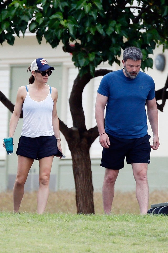 Jennifer Garner and Ben Affleck Meet Up in Hawaii For Easter -- See the ...