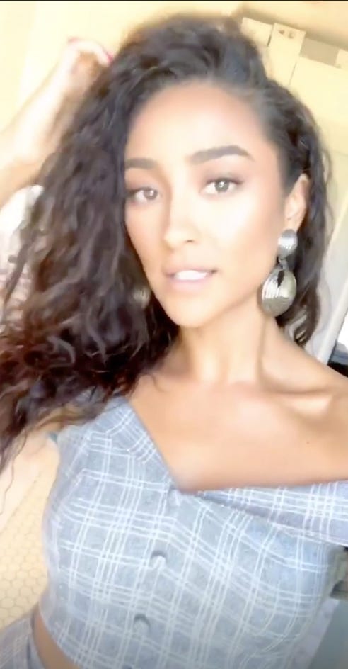 The Chicest Under-$100 Fashion Pieces Celebrities Are Obsessed With ...