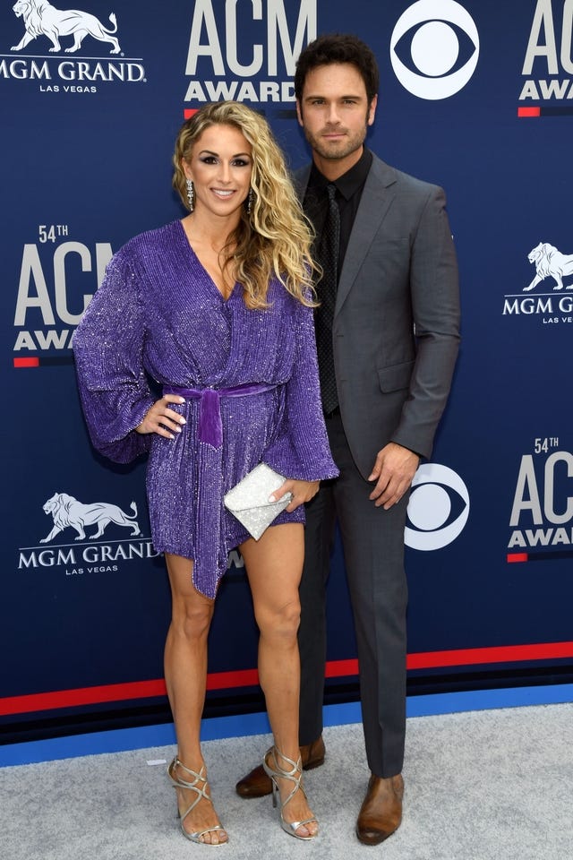 2019 ACM Awards: Red Carpet Arrivals | Entertainment Tonight