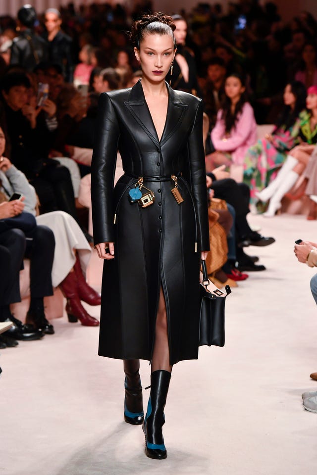 Here's Every Bella Hadid Runway Walk | Entertainment Tonight