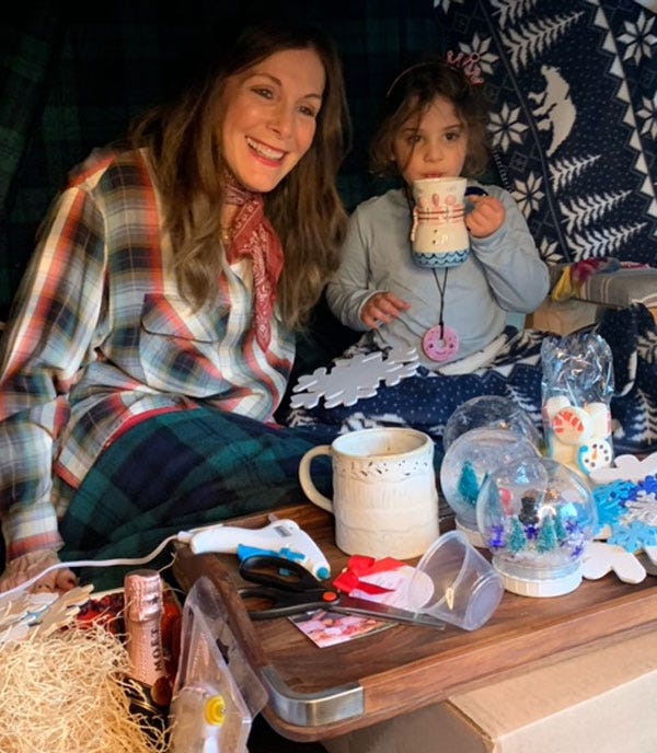 Celebs Celebrate the Holidays 2020 | Entertainment Tonight