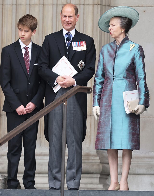 Queen Elizabeth II's Platinum Jubilee Celebration | Entertainment Tonight