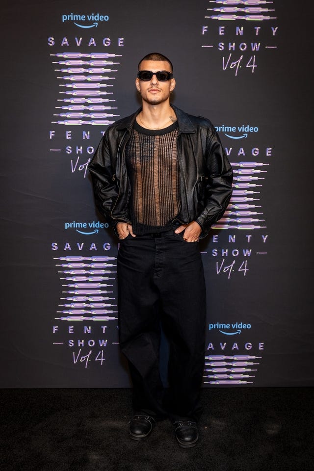 Best Looks From Rihanna's 2022 Savage X Fenty Runway and Red Carpet ...