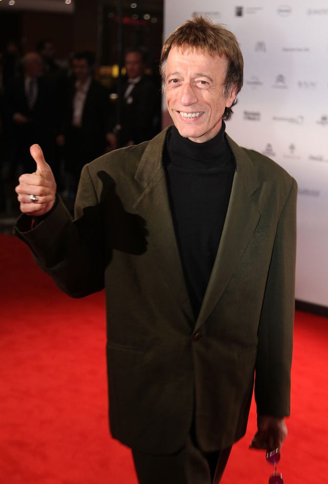 Remembering Robin Gibb: A Life in Pics | Entertainment Tonight