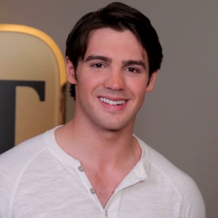 Steven R Mcqueen Vriendin Vampire Diaries Star Steven McQueen Is