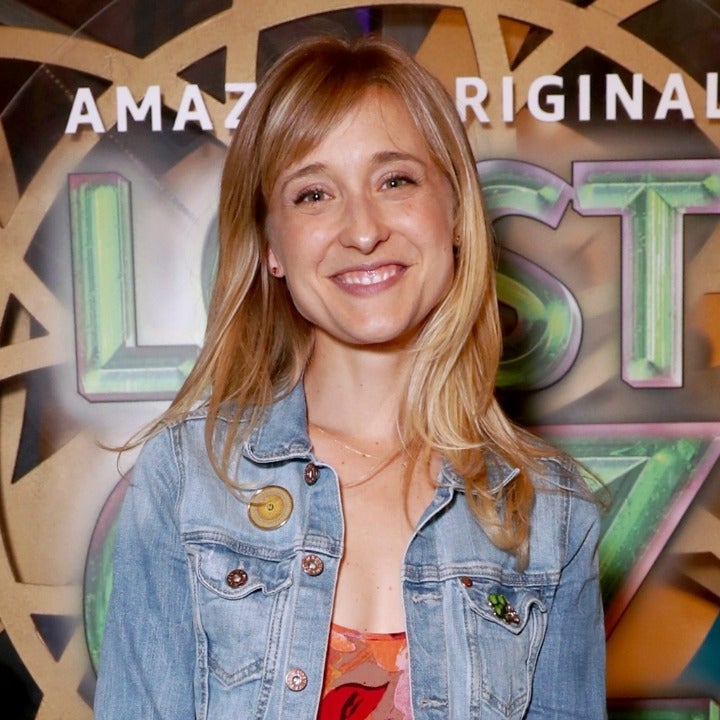 Actress Allison Mack Pleads Guilty in NXIVM Alleged Sex Cult Case ...