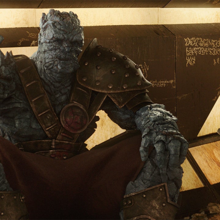 How Chris Hemsworth Convinced [Spoiler] to Make That Secret Cameo in ...