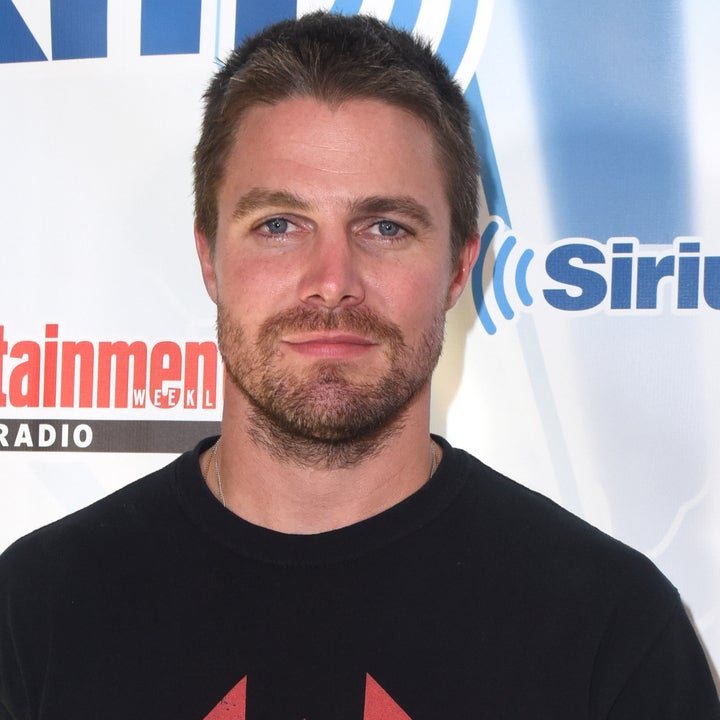 'Code 8' Co-Stars (and Cousins) Stephen Amell and Robbie Amell ...