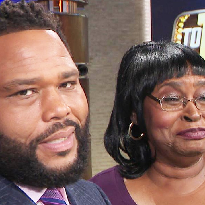 Anthony Anderson on Hosting 'House Haunters' With Mom Doris and a ...