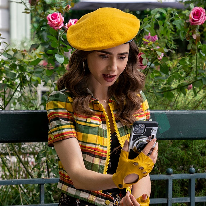 'Emily in Paris' Season 2 Trailer: It's About to Get Even Messier ...