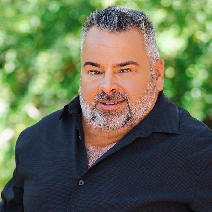 Jason Hitch, '90 Day Fiancé' Star, Dead at 45 | Entertainment Tonight