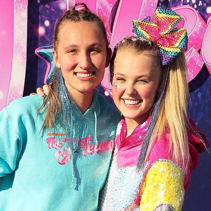 JoJo Siwa Reveals Which Celebs Caused Her 'Gay Awakening ...