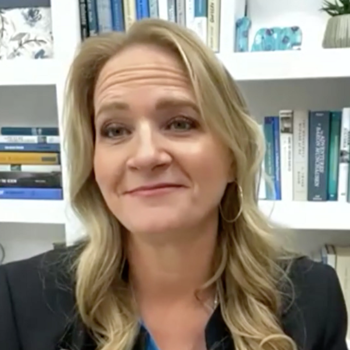 'Sister Wives' Recap: Christine Breaks Down in Tears After Tense ...