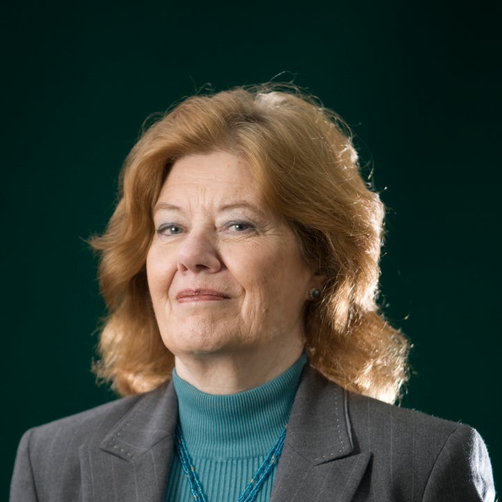 Mary Quant, Fashion Designer Who Invented the Miniskirt, Dead at 93 ...