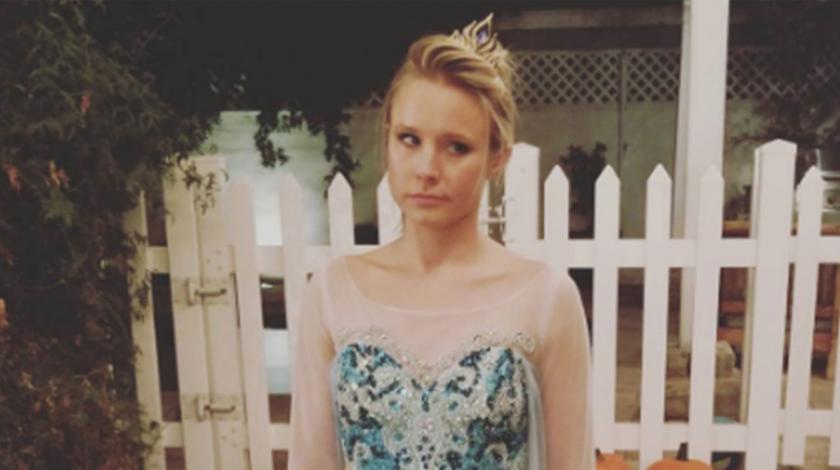 Kristen Bell Dresses Up Like Elsa (Instead of Anna) From 'Frozen' Just ...