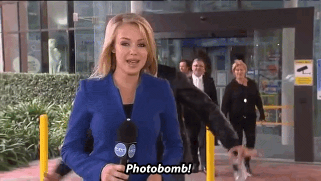 Hugh Jackman Photobombed an Australian News Reporter and It Was Amazing ...