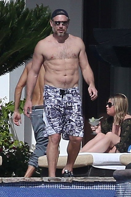 Jessica Simpson Shows Off Her Super Svelte Bikini Bod Next to Ripped ...