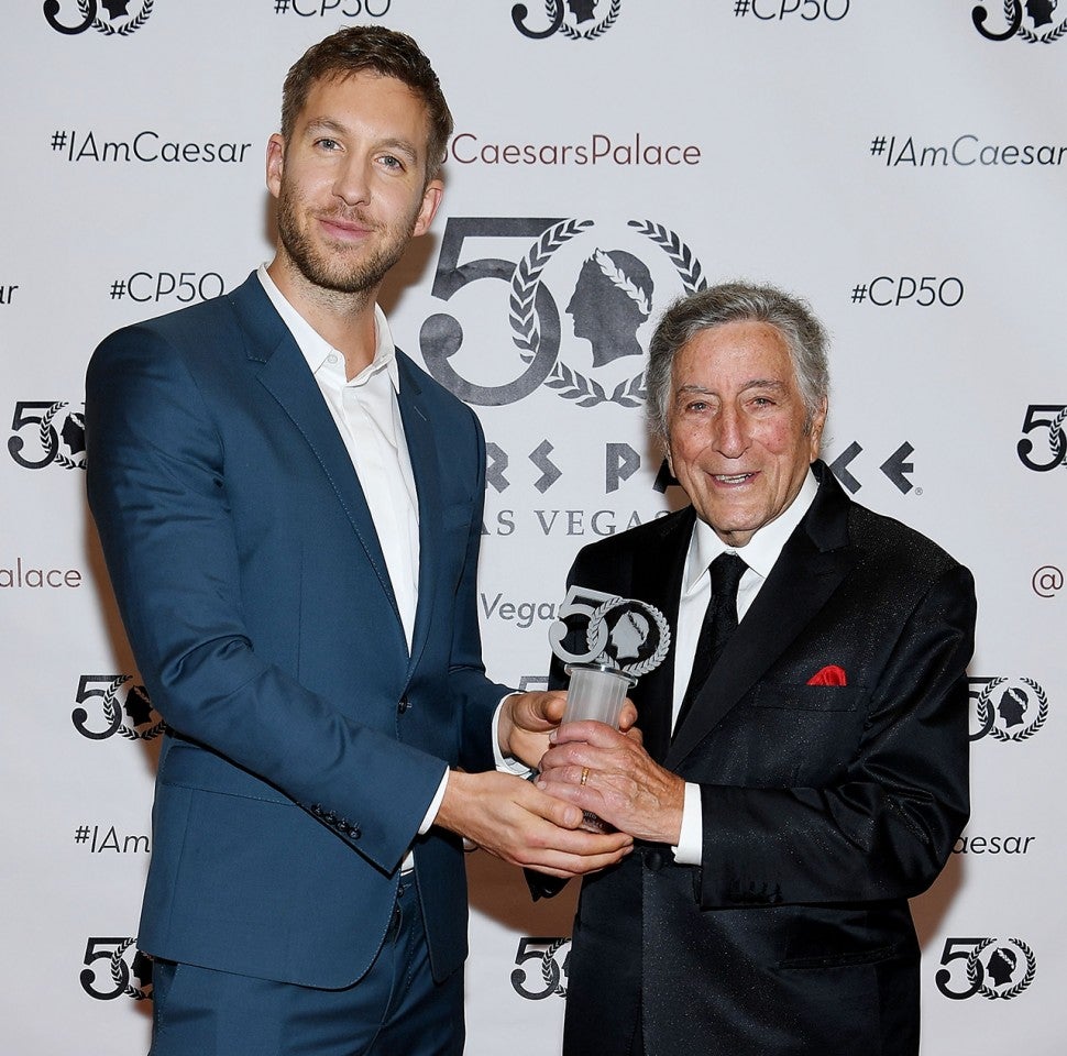 Star Sightings: Calvin Harris Hangs With Tony Bennett at Caesars Palace ...