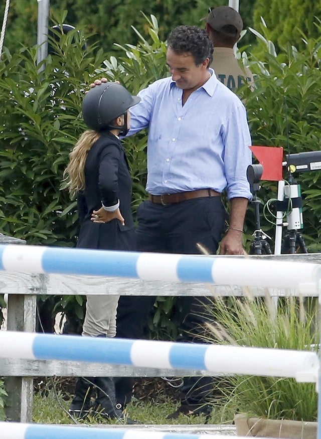 Mary Kate Olsen Olivier Sarkozy Daughter