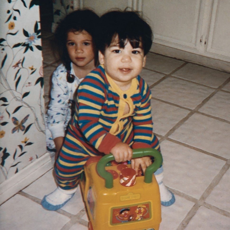 Rob Kardashian Turns 30, Receives Sweet Birthday Wishes From His Famous ...