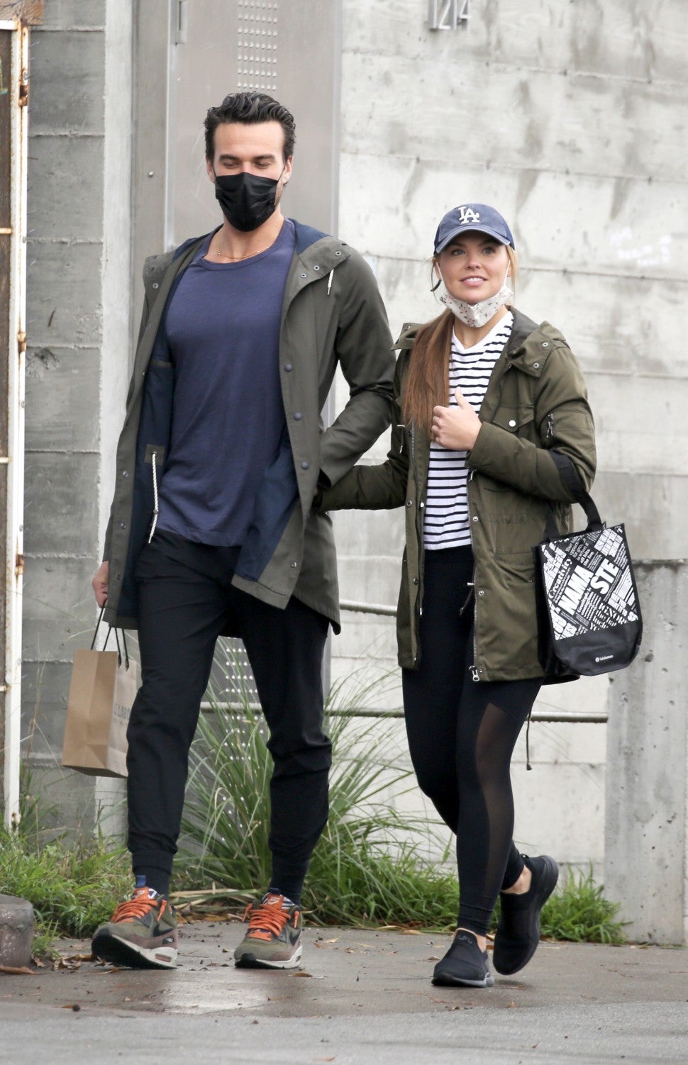 Hannah Brown Spotted Holding Hands With Model Adam Woolard ...