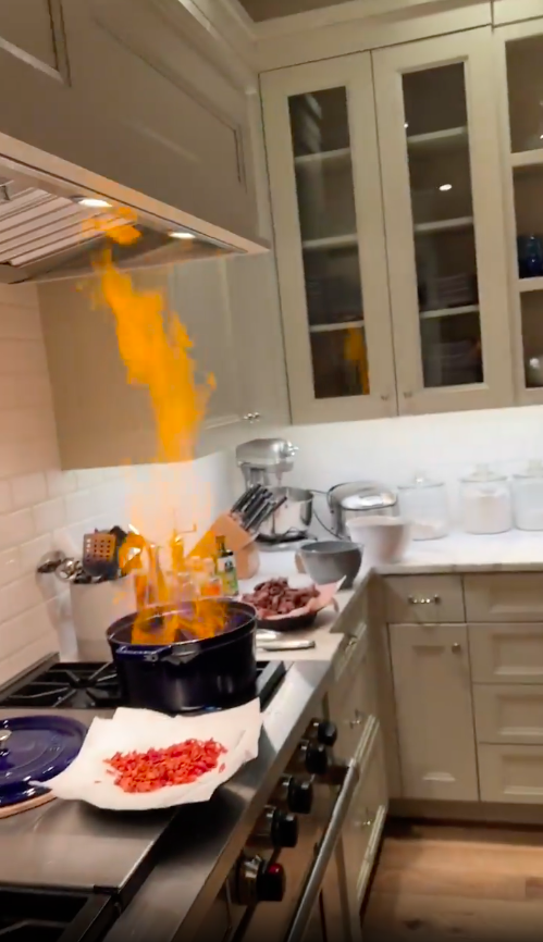 Jennifer Garner 'Almost Lit the Kitchen on Fire' While Making Beef ...
