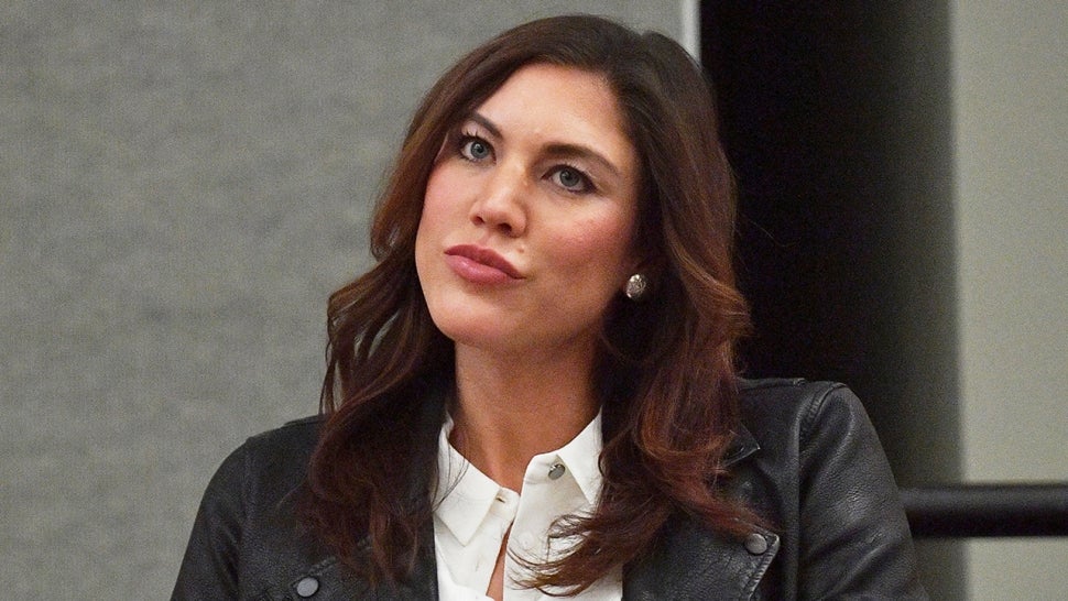 Hope Solo Announces She’s Voluntarily Entering in-Patient Alcohol ...