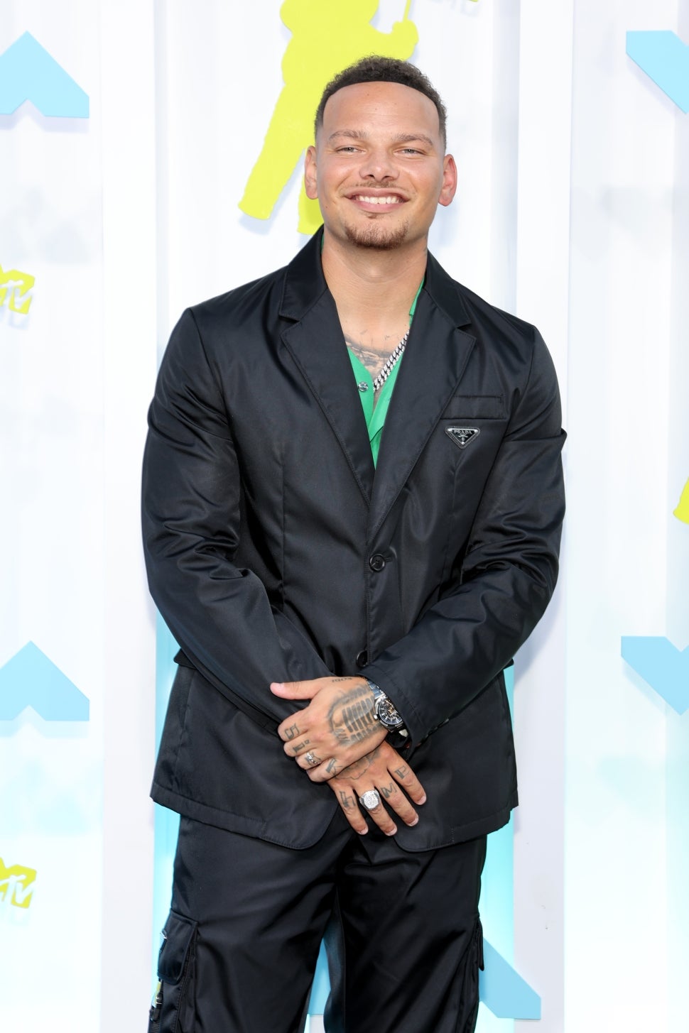 Kane Brown Talks Historic VMAs Performance, and If He'll Crossover to ...
