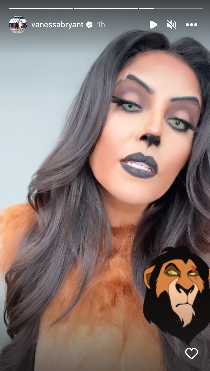 Vanessa Bryant and Her Daughters Dress Up as 'Lion King' Characters for ...