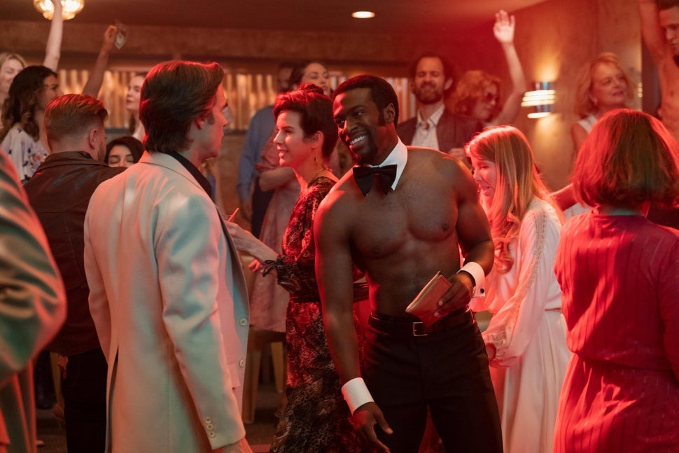 'Welcome to Chippendales': A Guide to the Male Strip Club's Dark Past and Deadly Crimes ...