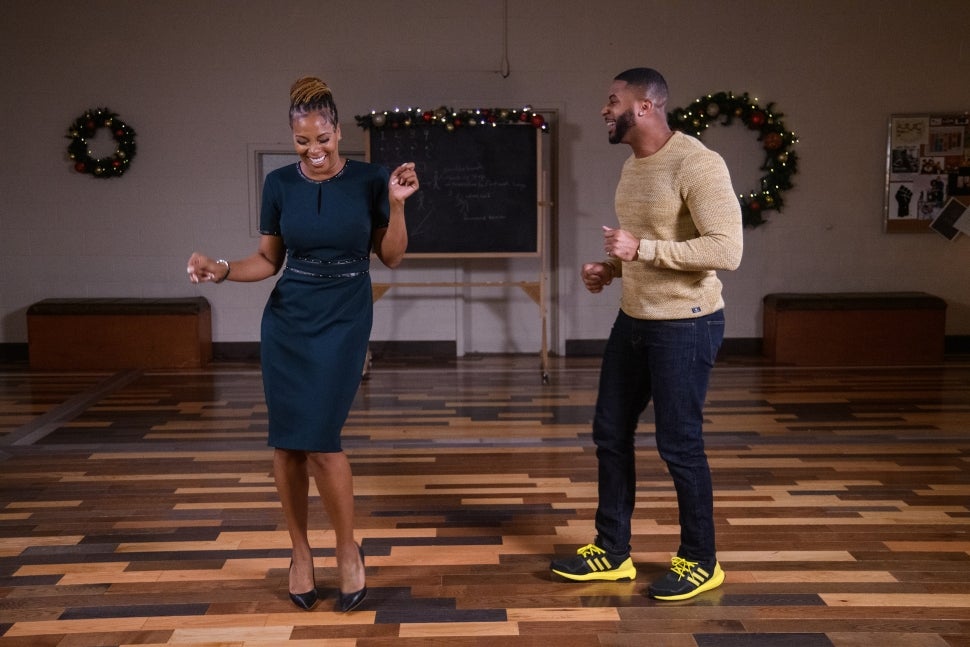 Eva Marcille and Devale Ellis Talk Combining Football, Family and Love ...