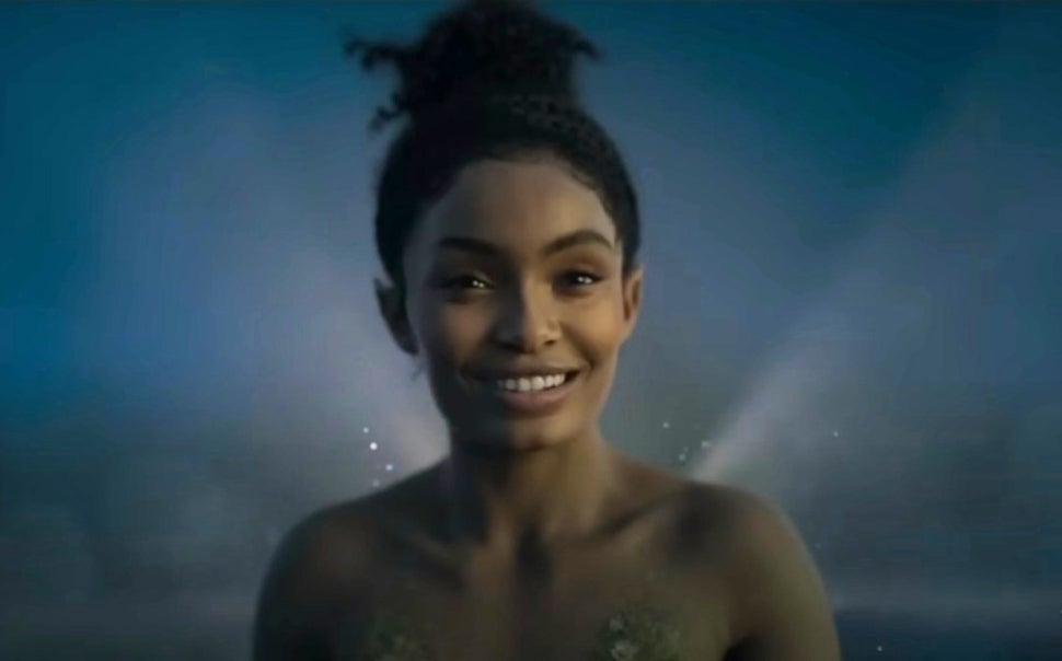 See Yara Shahidi's Tinker Bell and Jude Law's Captain Hook in First ...