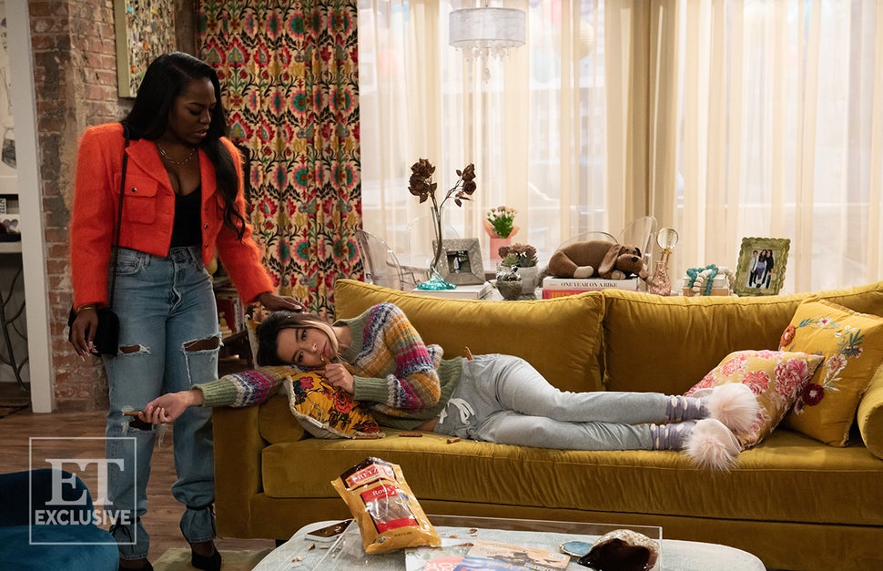 'iCarly' Sets Season 3 Premiere Date and Debuts Trailer: Is 'Creddie ...