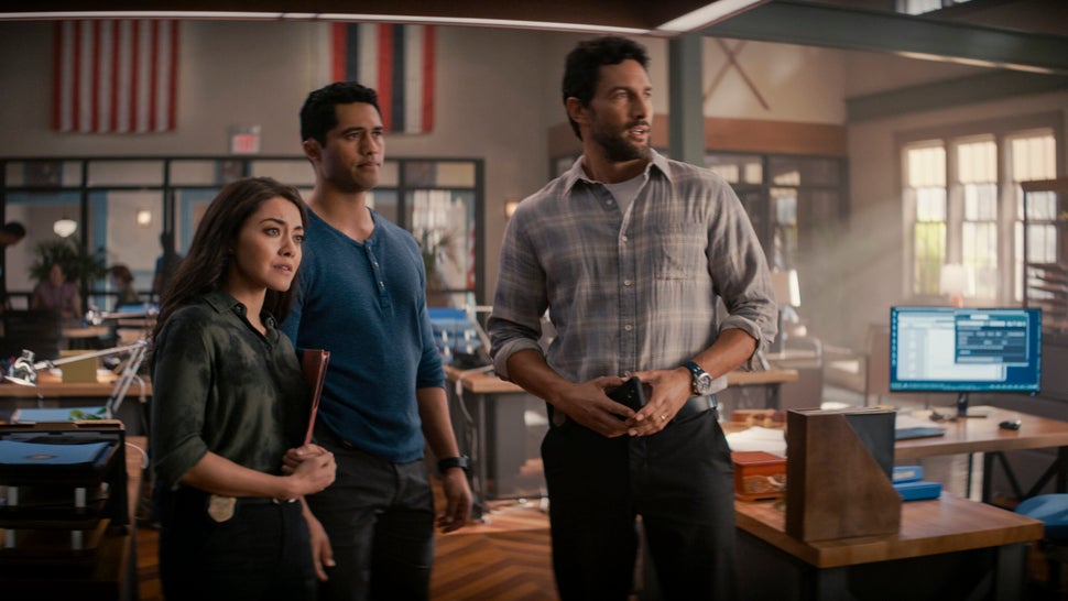 'NCIS: Hawaii': Noah Mills Teases Two-Part Finale and 'Major Changes' in Season 3 (Exclusive ...