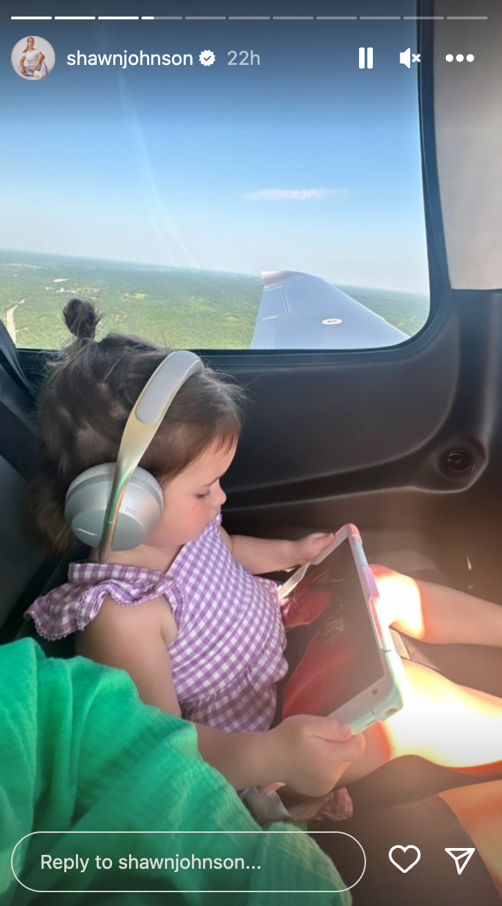 Shawn Johnson Shares Look Inside Family Flight Co-Piloted by Her ...