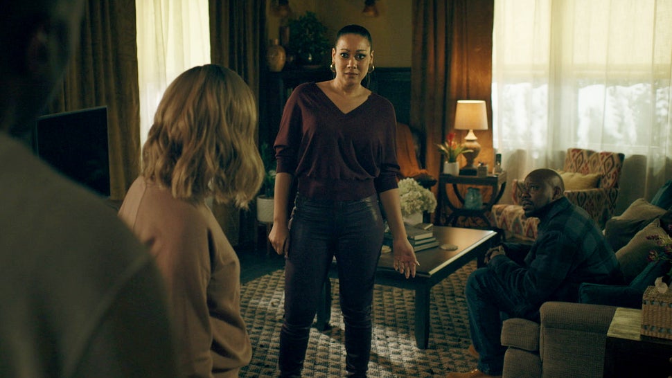 'Average Joe' Trailer: Deon Cole and Tammy Townsend Take on Russian ...