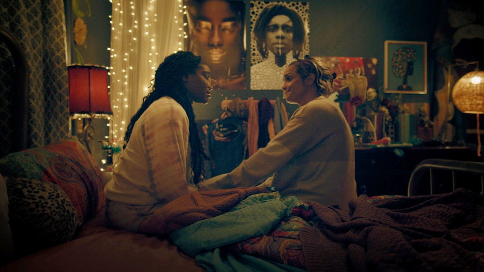 'Average Joe' Trailer: Deon Cole and Tammy Townsend Take on Russian ...