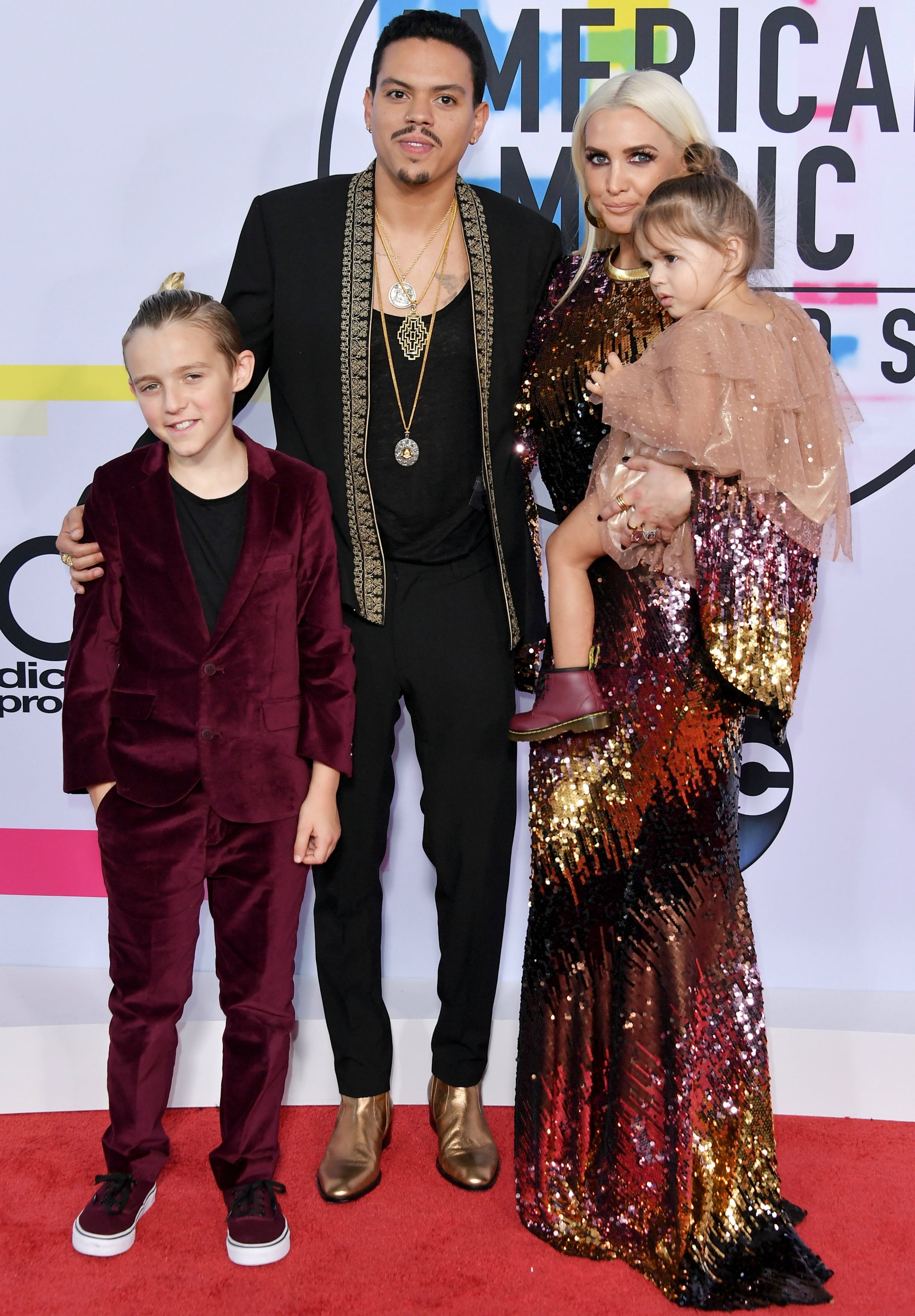 Familia Ashlee Simpson Y Evan Ross