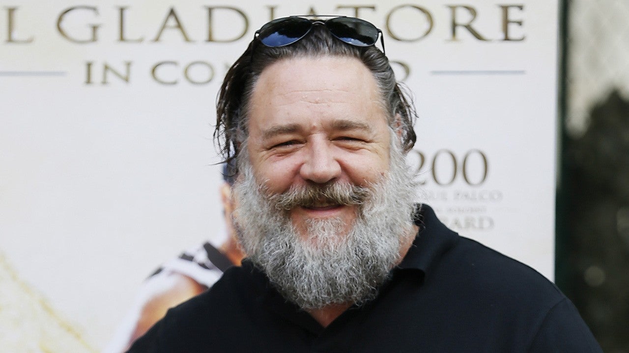 Russell Crowe Pokes Fun at His Enormous, Appearance-Altering Beard ...