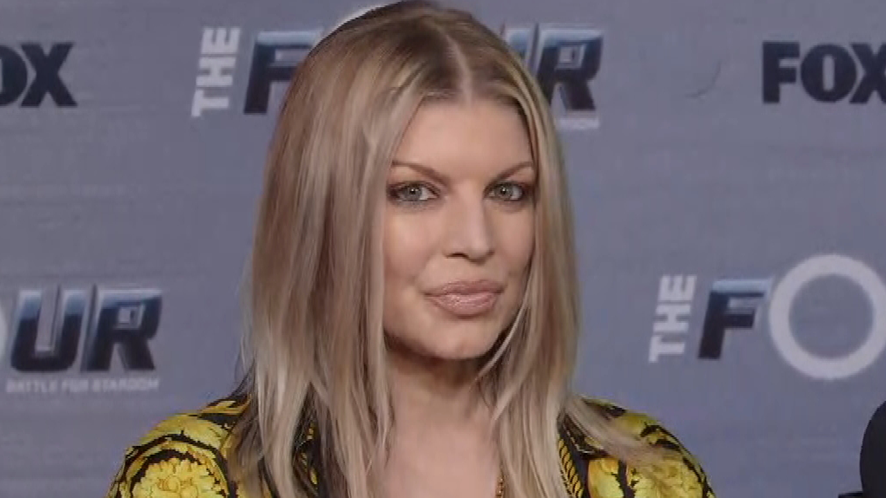 Fergie Sets Record Straight on Quentin Tarantino Biting Her in ...