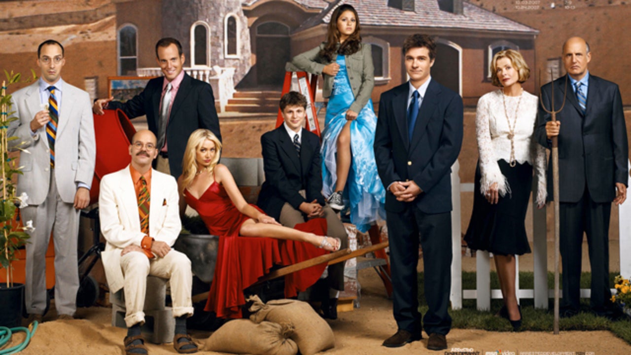 'Arrested Development' Cast Talks Their Comeback | Entertainment Tonight