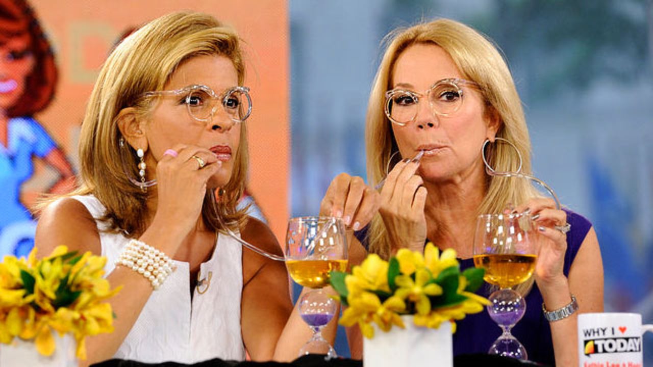 Kathie Lee & Hoda Embark On No-Booze Challenge | Entertainment Tonight