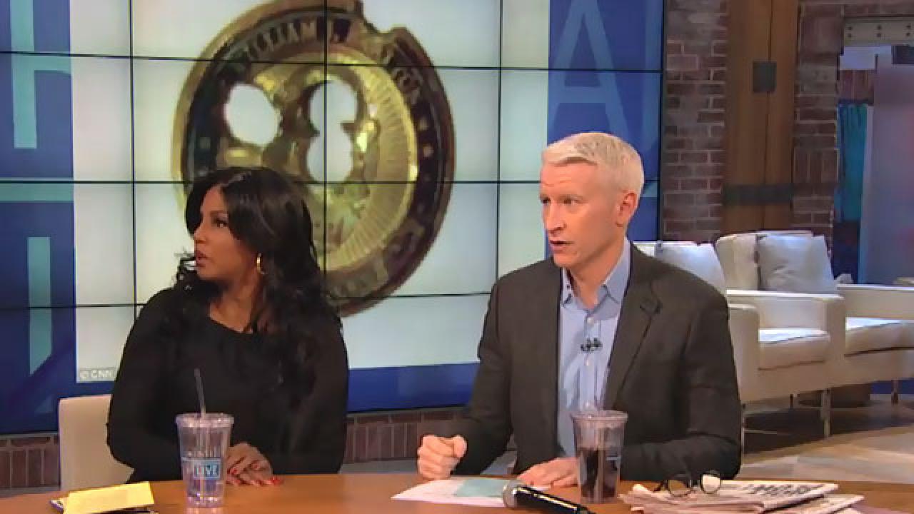 Anderson Details Parcel Sent By ex-LAPD Fugitive | Entertainment Tonight