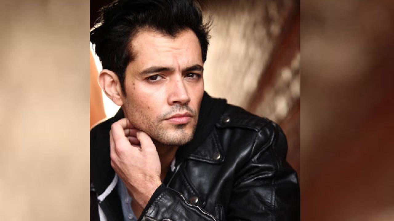 Exclusive: 'Ravenswood' Taps Aussie Soap Star | Entertainment Tonight