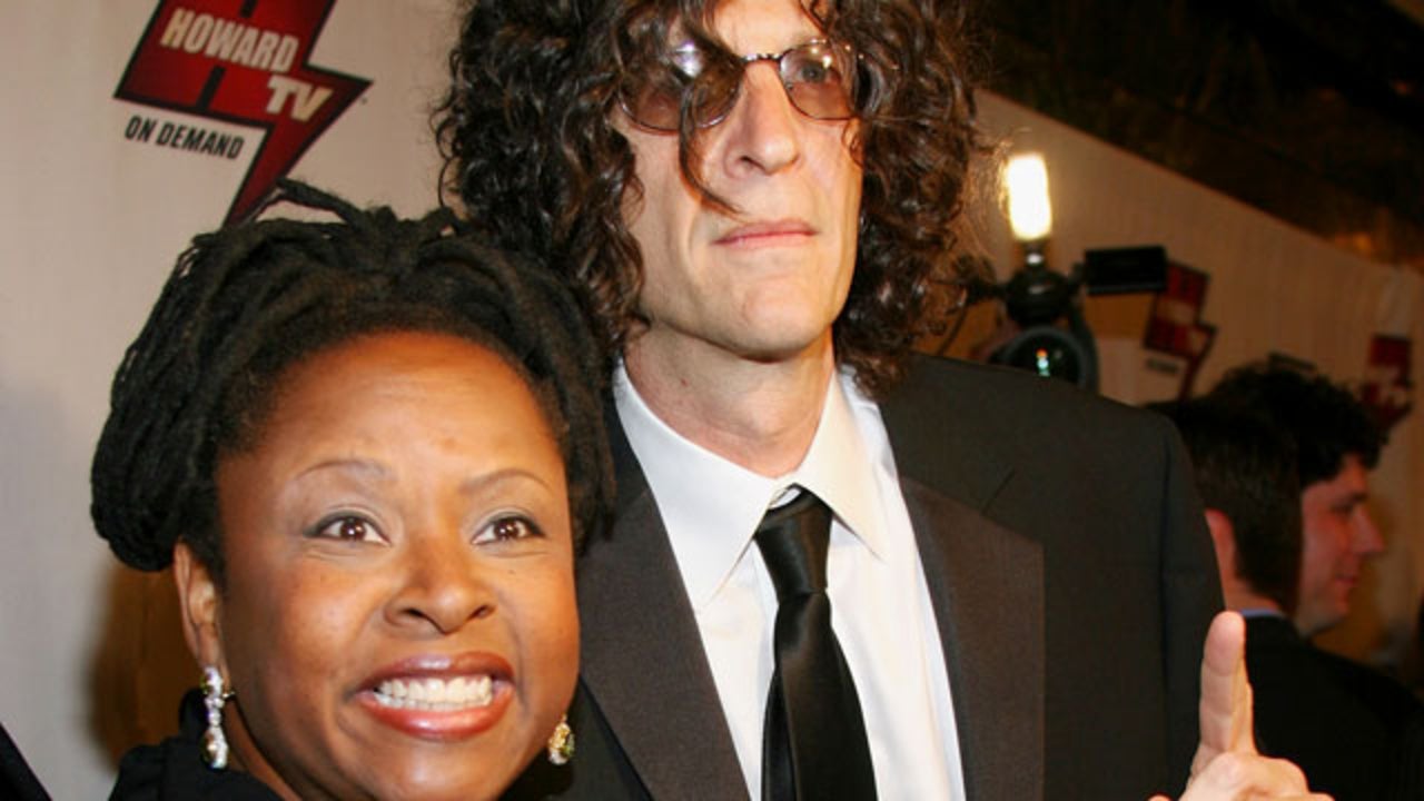 Robin Quivers Reveals Battle With Cancer | Entertainment Tonight