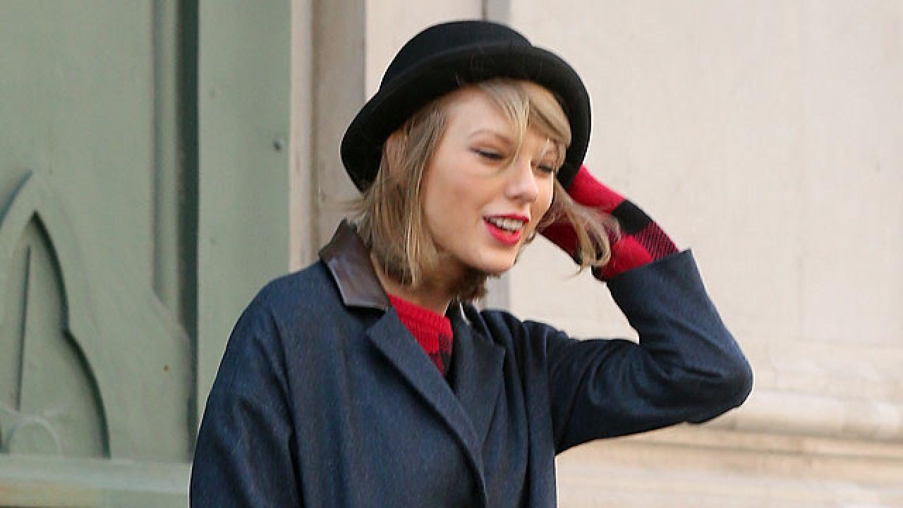 Taylor Swift Wearing Hat